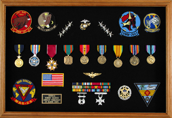 General Robert Magnus